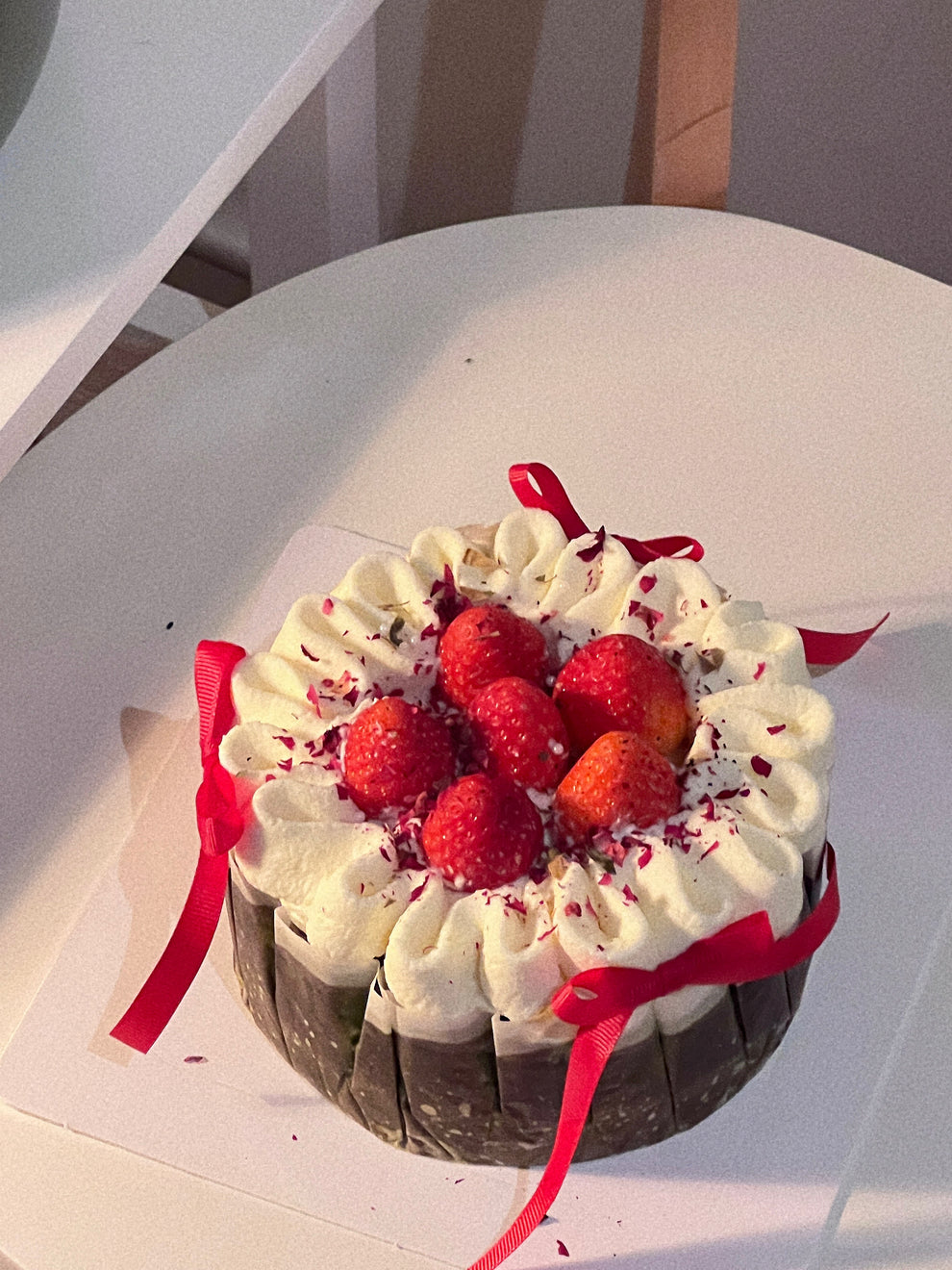 Ballet Basque Cheesecake ( Matcha / Strawberry ) – Chairo Cafe